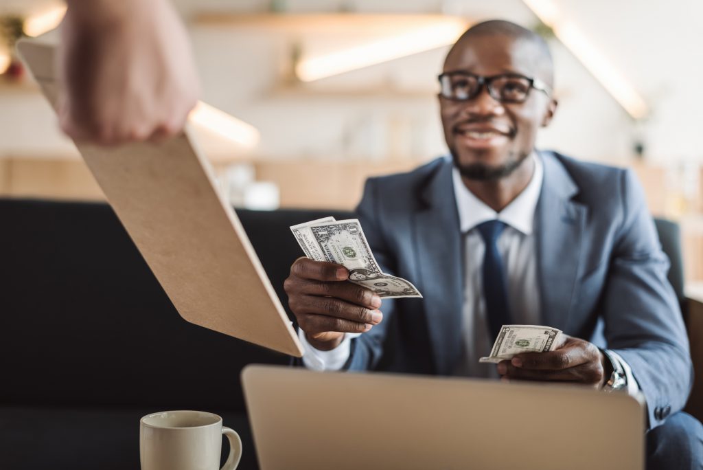 Guide to Tipping Etiquette Pt. 2 | CheckWorks